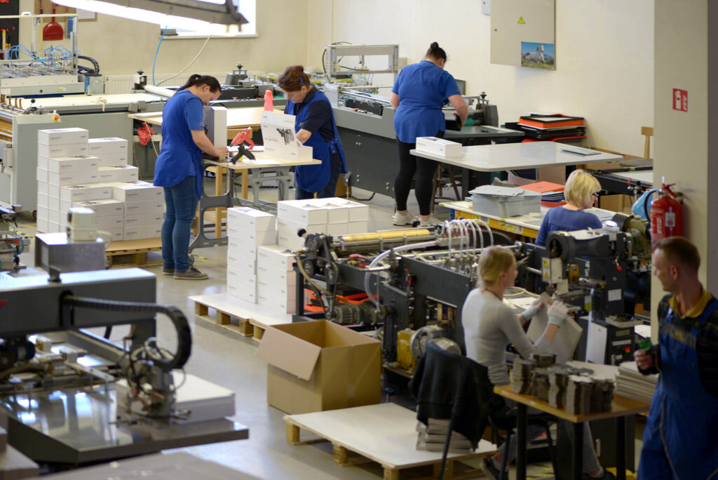 European Rigid Box Manufacturer | Luxury Box Manufacturer